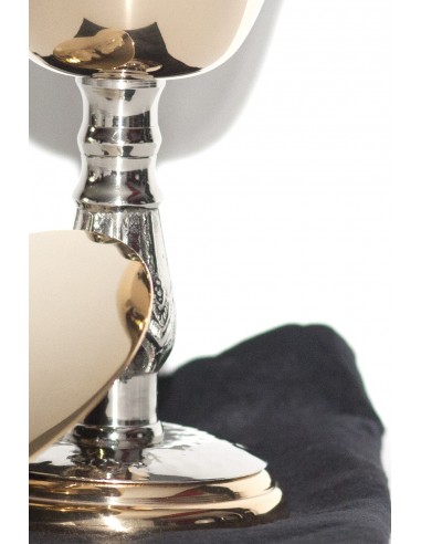 cáliz-bicolor-y-patena